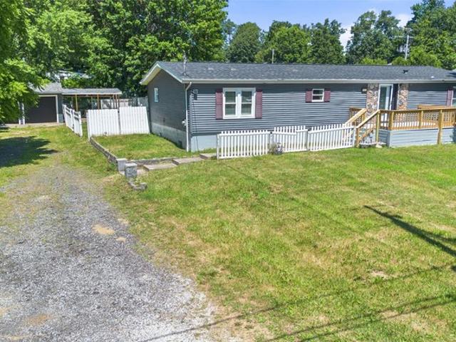 1810 W Gore Rd, Erie, PA 16509