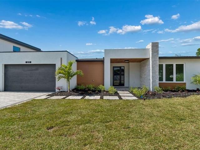 1810 W Erna Dr, Tampa, FL 33603