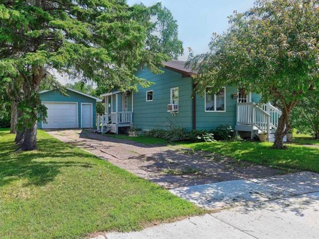 1810 6th St E, Ashland, WI 54806