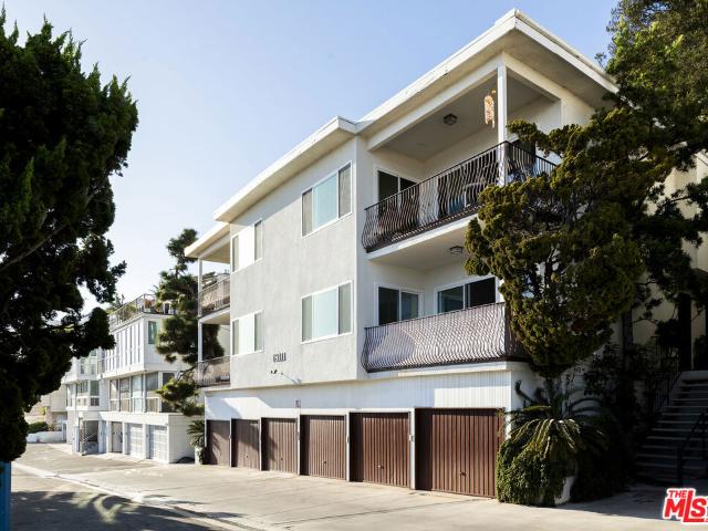 18111 Coastline Drive 1