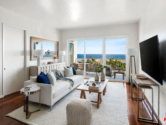 18111 Coastline Drive Unit 1, Malibu, US, CA
