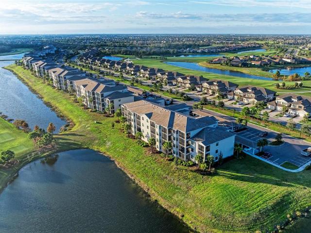 18114 Gawthrop Dr, Unit 204, Bradenton, FL 34211 | MLS #A4688