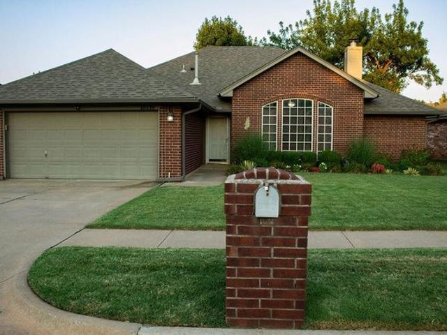 18116 Chestnut Oak Dr, Edmond, OK 73012