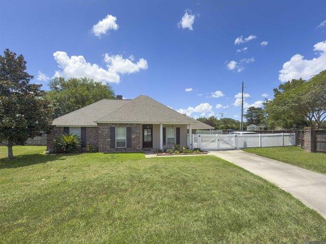 18116 Lake Indigo Dr, Baton Rouge, LA 70817