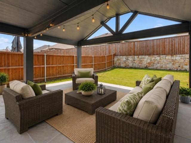 1811 Moscatel Ln, McLendon Chisholm, TX 75032