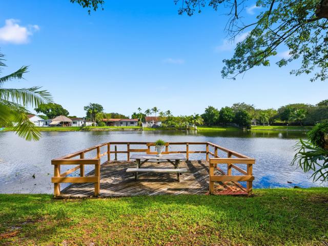 1811 NW 119th Ave, Pembroke Pines, FL 33026 | MLS #B26002 | Compass
