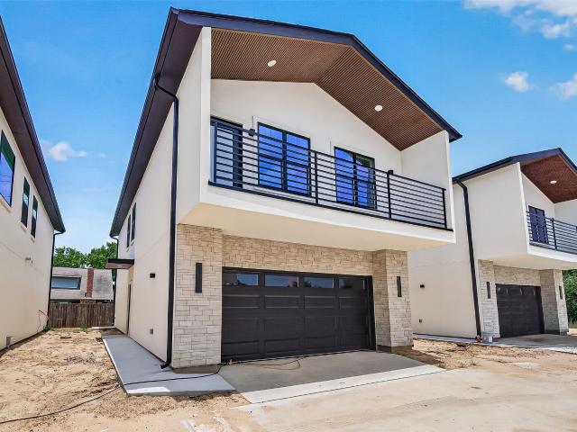 1811 N Spring Drive 6
