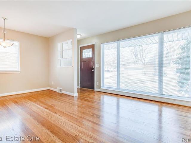 1811 Nakota Road