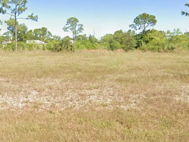 1811 NE 44th St, Cape Coral, FL 33909 | MLS #F10550