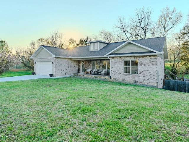 1811 Ally Lane