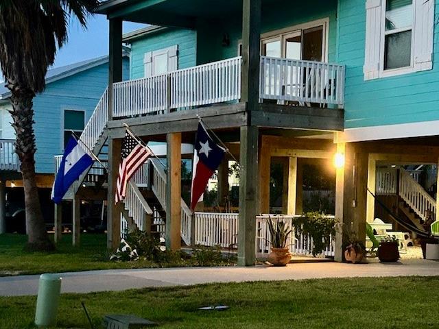 1811 Bay Shore Dr, Rockport, TX 78382 | MLS #445842