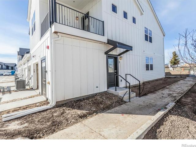 1811 Bounty Drive # 1