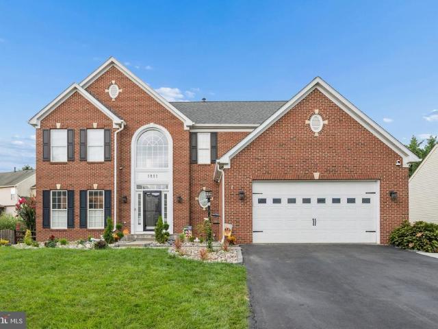1811 Cyril Court