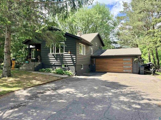 1811 Columbus Ave, Duluth, MN 55803