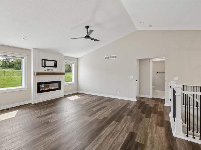1811 Crabapple Lane