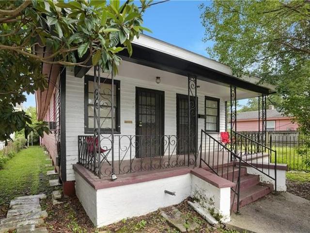 1811 Hollygrove St, New Orleans, LA 70118