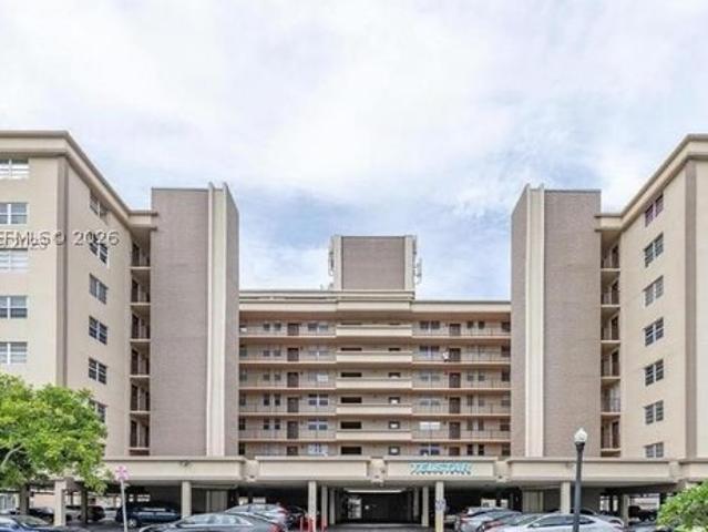 1811 Jefferson St Apt 210, Hollywood, FL 33020