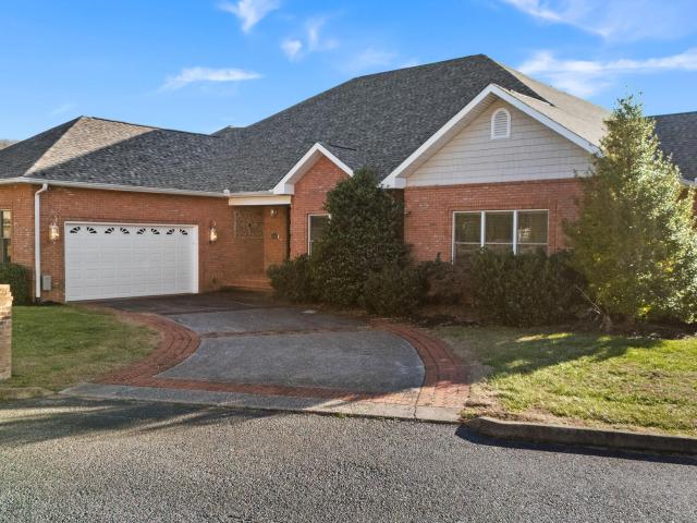 1811 Jordans Creek Way, Sevierville, TN 37876 | MLS #3307