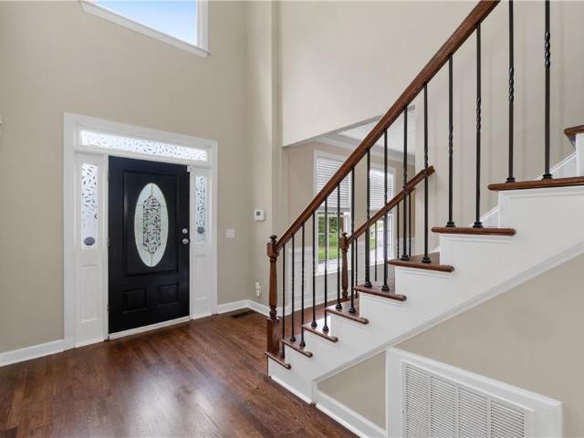 1811 Lake Cove Dr SW, Atlanta, GA 30331 | MLS #7687 | Compass