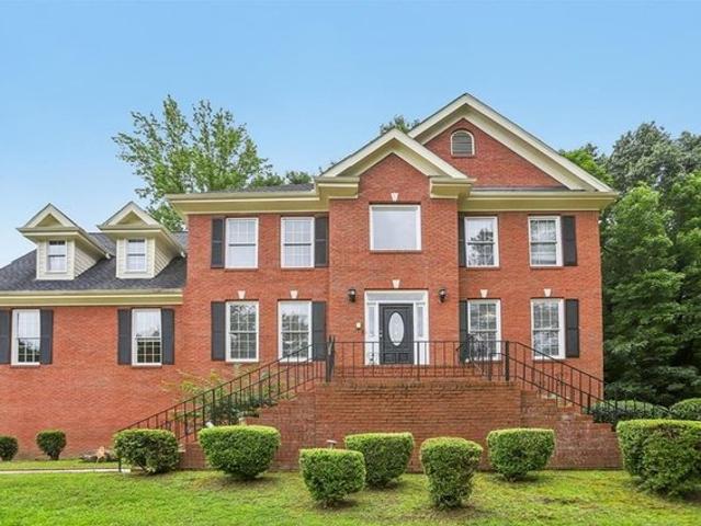 1811 Lake Cove Dr SW, Atlanta, GA 30331