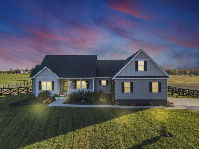 1811 Pleasantville Rd NW, Baltimore, OH 43105