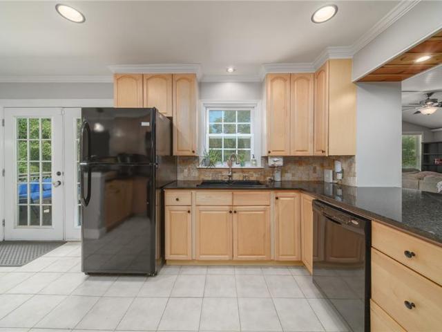 1811 Romans Dr, Marietta, GA 30062 | MLS #7756