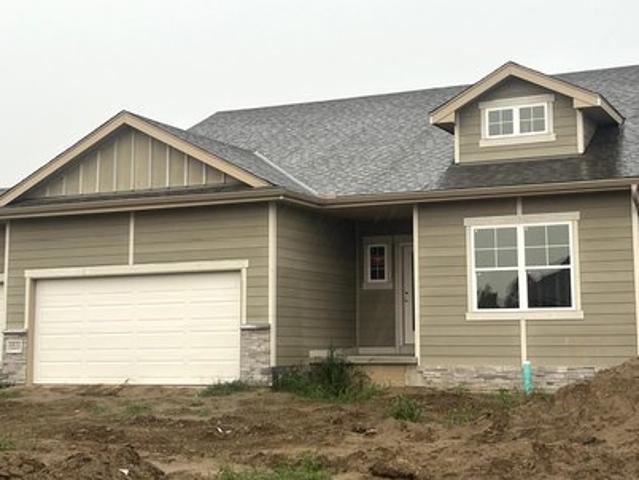 1811 Sycamore St, Council Bluffs, IA 51503