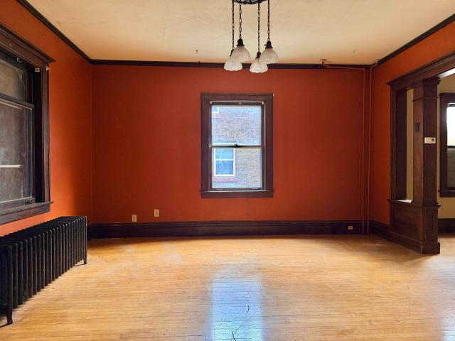 1811 S 4Th Street