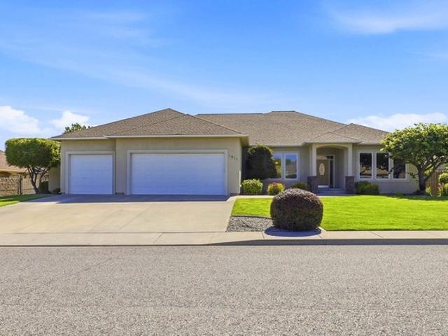 1811 S Dawes St, Kennewick, WA 99338