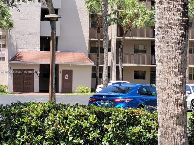 1811 Sabal Palm Dr, Unit 106, Davie, FL 33324 | MLS #A12009 | Compass