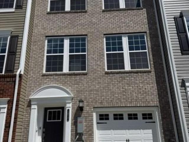 1811 Smith Island Rd, Baltimore, MD 21244