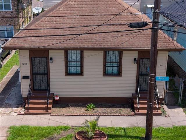 1811 13 Aubry Street