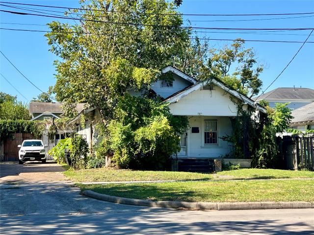 1811 1 Studewood St, Houston, TX 77008 | MLS #91949 | Compass