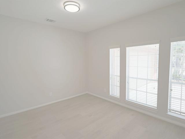 18123 sumerset knls Court