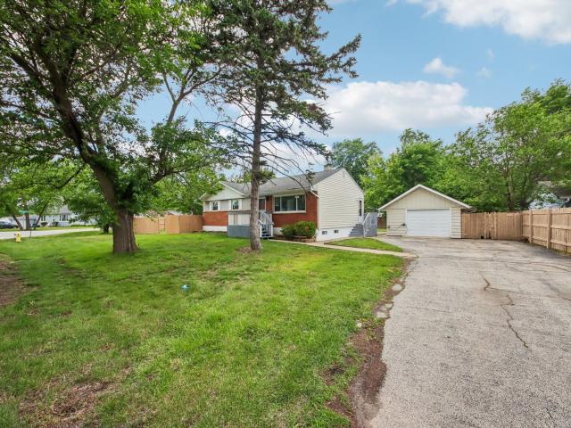 18120 W Big Oaks Road