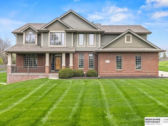 18124 Tammy Trl, Omaha, NE 68135