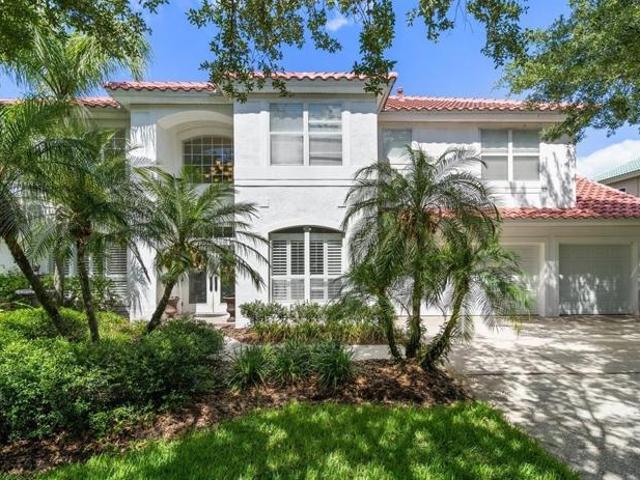 18124 Courtney Breeze Dr, Tampa, FL 33647
