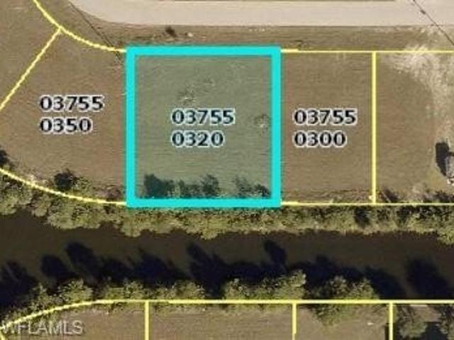 1812 NW 2nd Ter, Cape Coral, FL 33993