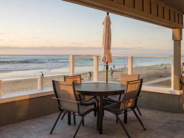 1812 Ocean Front, Del Mar, US, CA