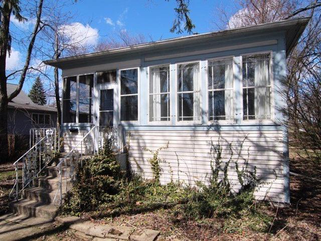 1812 Cedar Rd, Homewood, IL 60430