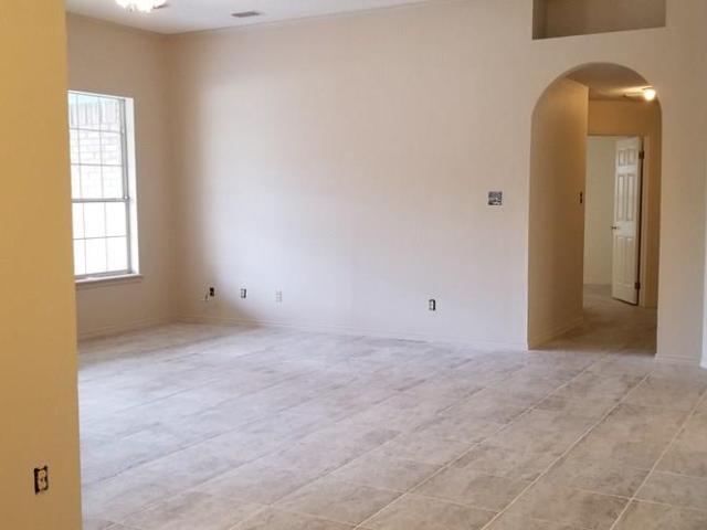 1812 Crown Pointe Boulevard