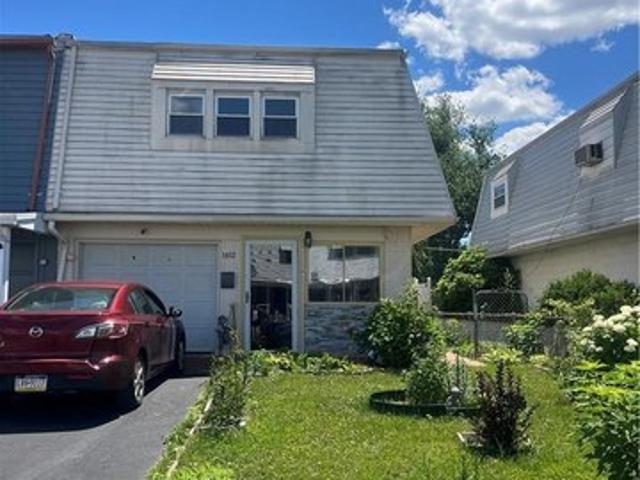 1812 E Cambridge St, Allentown, PA 18109