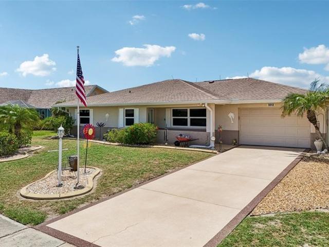 1812 Fort Duquesna Dr, Sun City Center, FL 33573