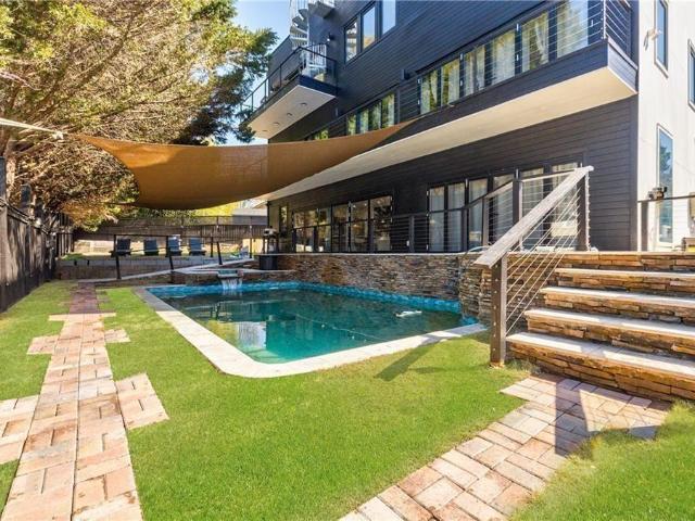1812 Hunters Glen