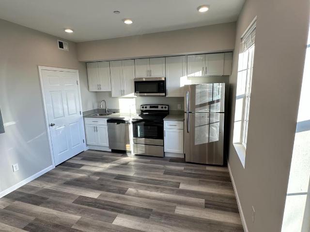 1812 H Pl NE, Unit 409, Washington, DC 20002 | Compass