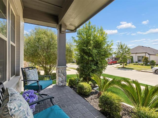 1812 Leo Drive