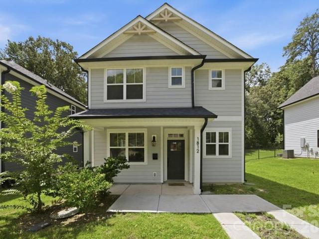 1812 Purser Dr, Charlotte, NC 28215