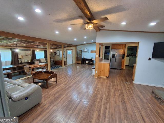 1812 Pickard Road