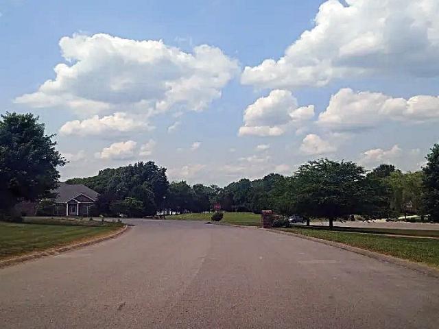 1812 Pointe Ct