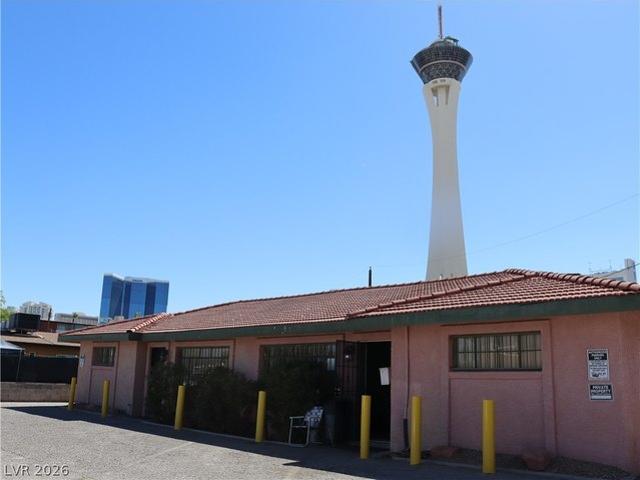 1812 Santa Paula Dr, Las Vegas, NV 89104